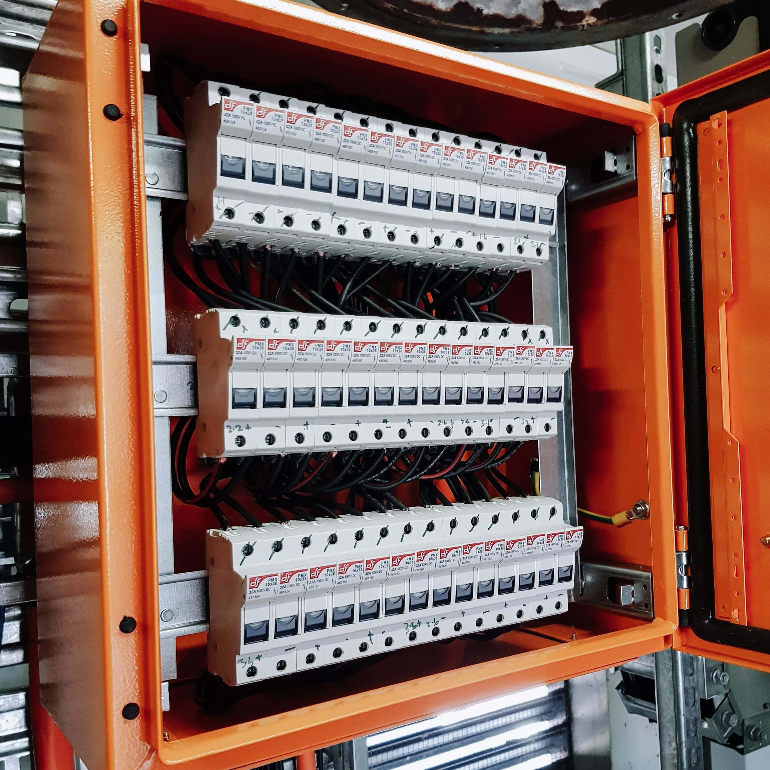 Single Pole Fuse Holder 1000V DC - PV Connections