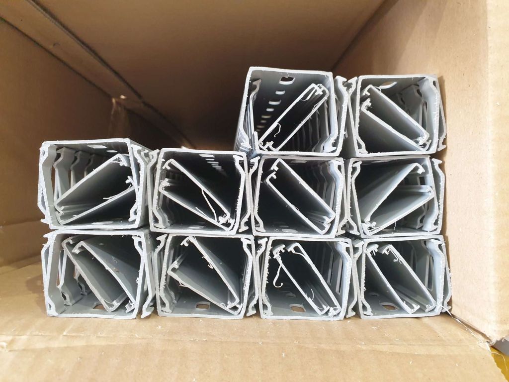 Solar Duct – UV Resistant 40 X 40mm – 2m Length